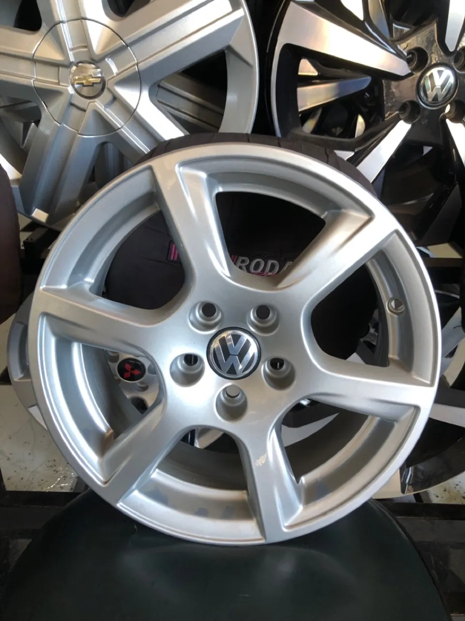 "rodas de liga leve aro 15 vw" - Peças para carros, vans e utilitários ...