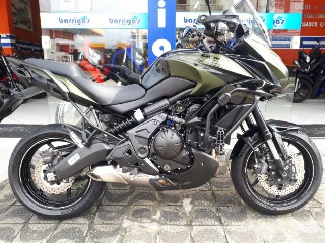 Motos KAWASAKI VERSYS no Brasil