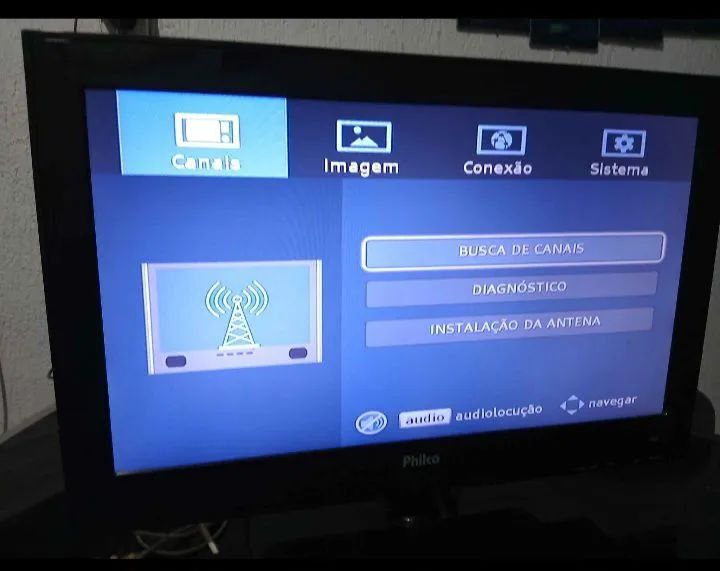 TV Monitor Philco Led HD 24 Polegadas Com Controle - TVs - Umbu ...