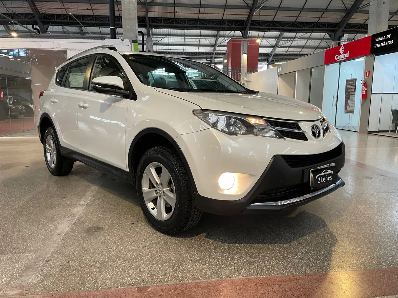 TOYOTA RAV4 2013 Usados e Novos