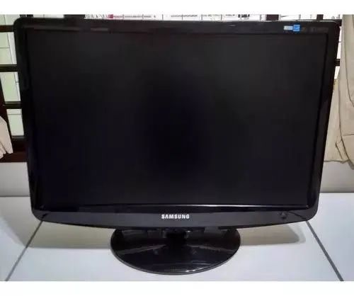 "monitor lcd 22 polegadas" no Brasil
