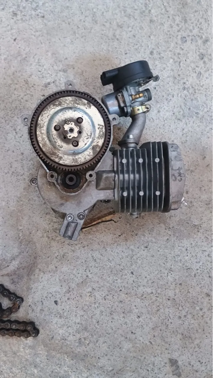 "motor de motorizada" no Brasil
