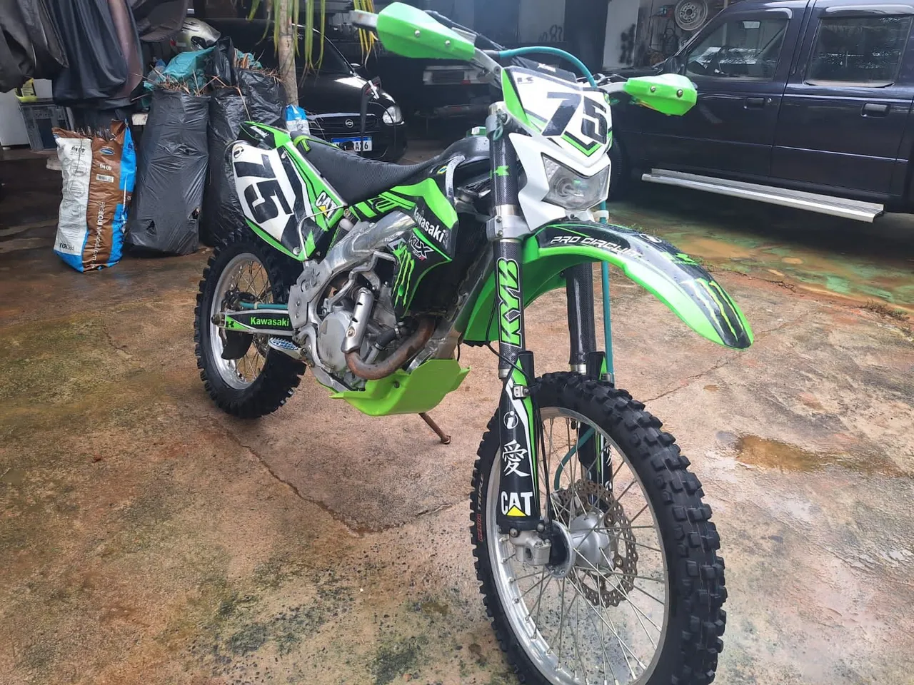 Motos KAWASAKI KLX no Brasil