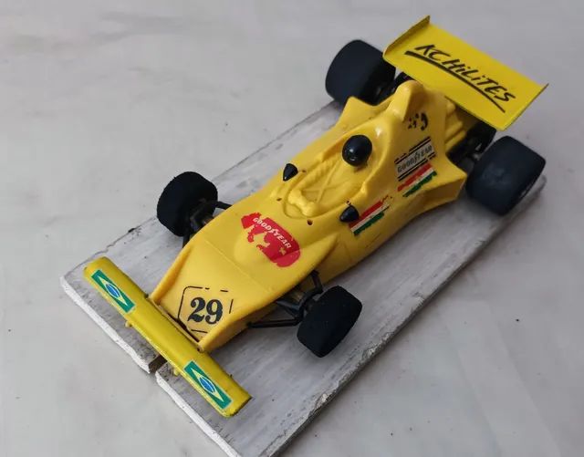 "carros de autorama estrela" no Brasil