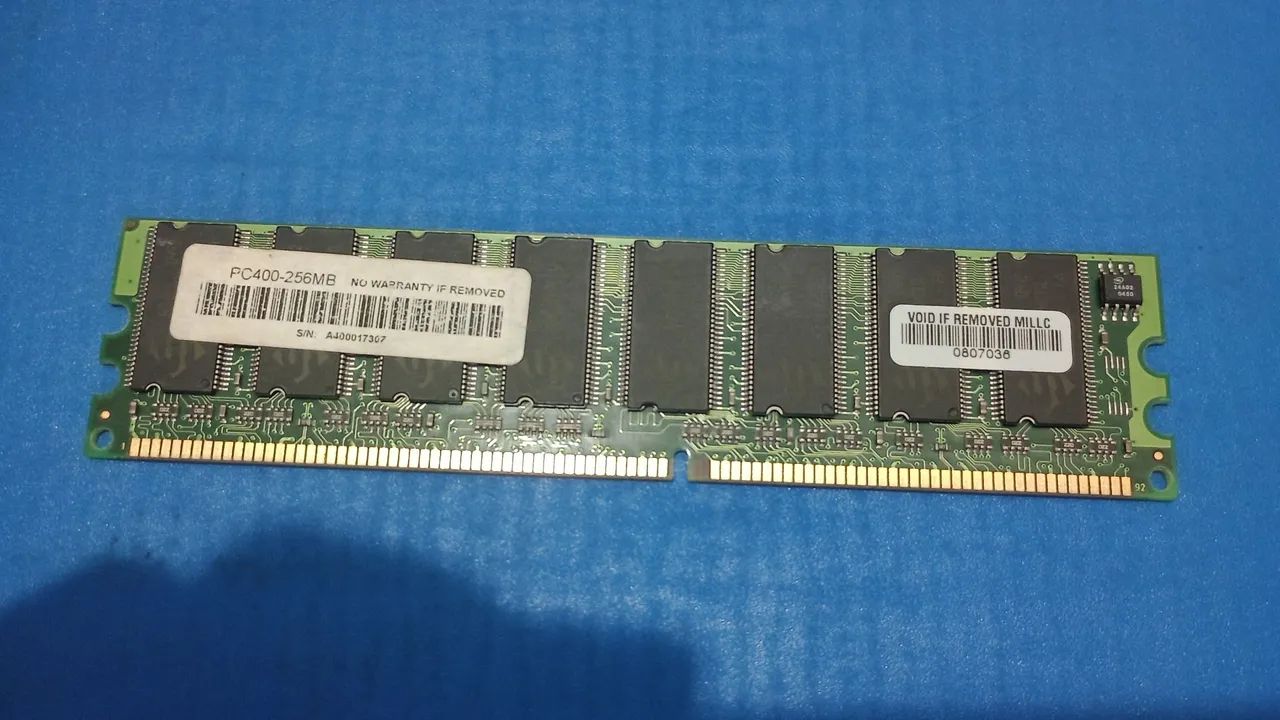 Memória RAM PC400 256MB