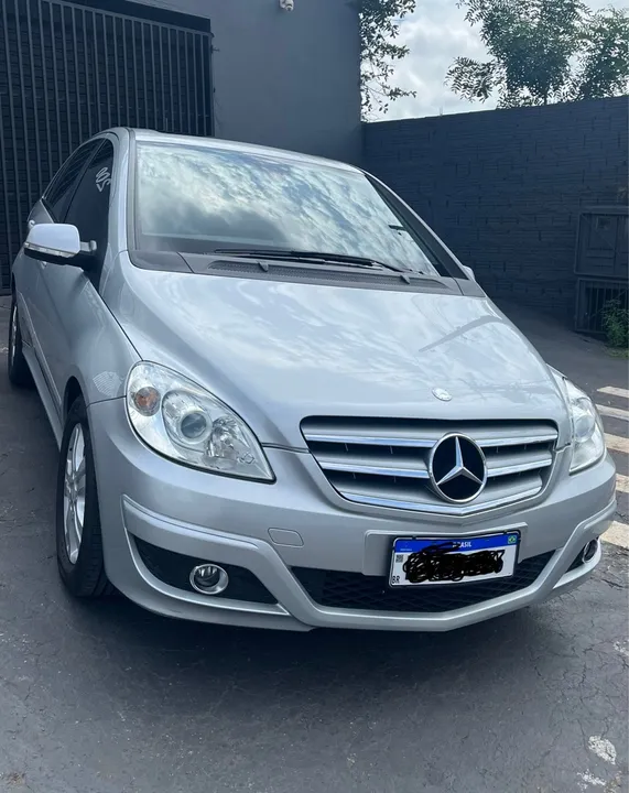"mercedes b200" no Brasil