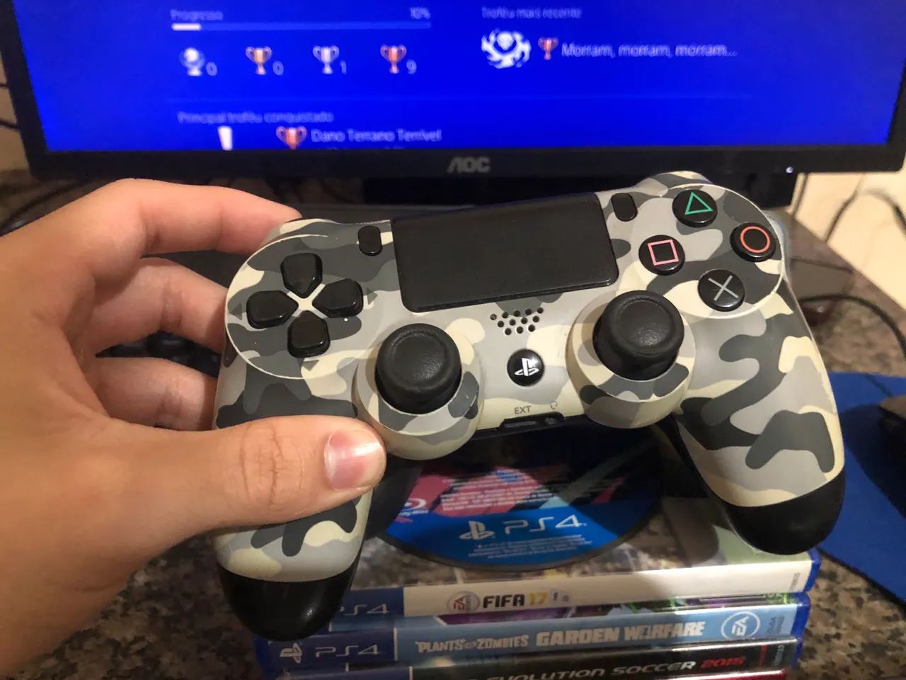 PS4 FAT 500GB + 3 controles + 4 jogos - funcionando 100%! + Fone de ...