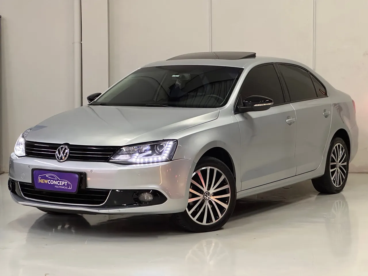 VOLKSWAGEN JETTA 2012 Usados e Novos