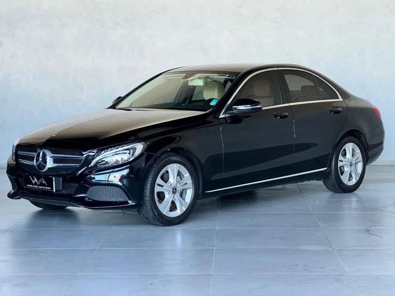 MERCEDES-BENZ C-180 2018 Usados e Novos no PR