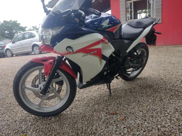 Motos HONDA CBR 2012 no Brasil