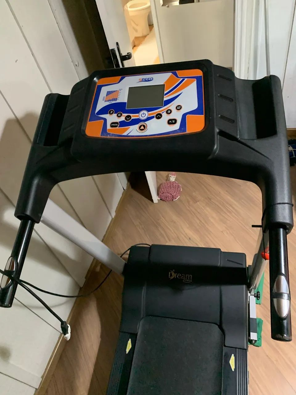 Esteira Ergométrica Dream Speed - Academia e Exercícios - Roça Grande ...