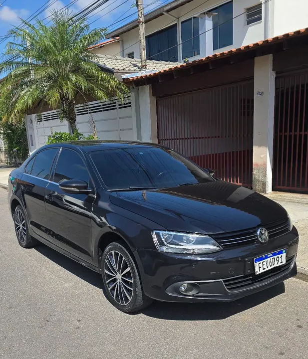 VOLKSWAGEN JETTA 2012 Usados e Novos