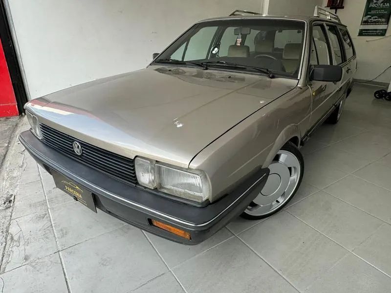 VOLKSWAGEN QUANTUM Usados e Novos