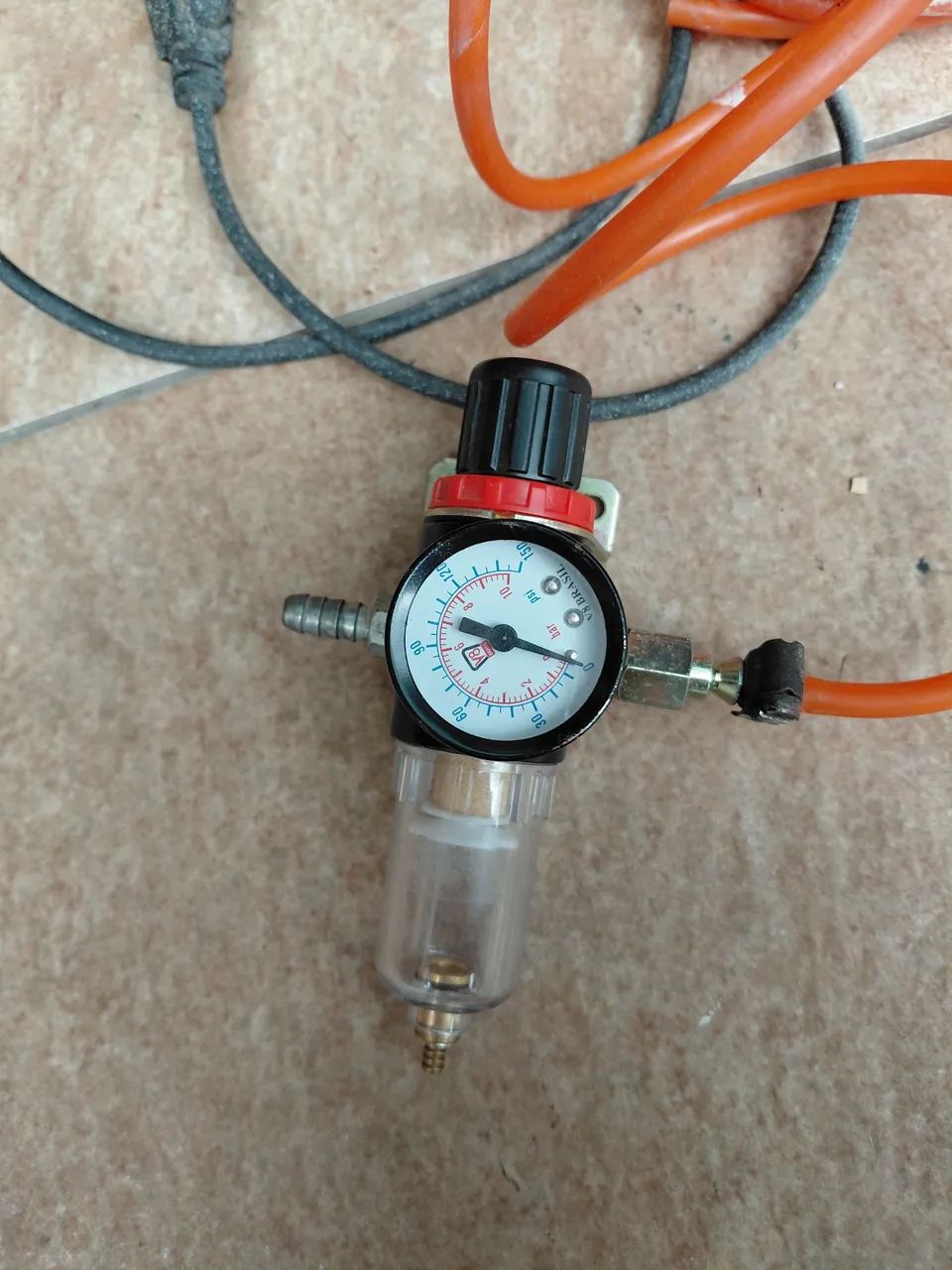 Mini Compressor de ar direto Aerografia Bivolt c/ Filtro e Regulador ...