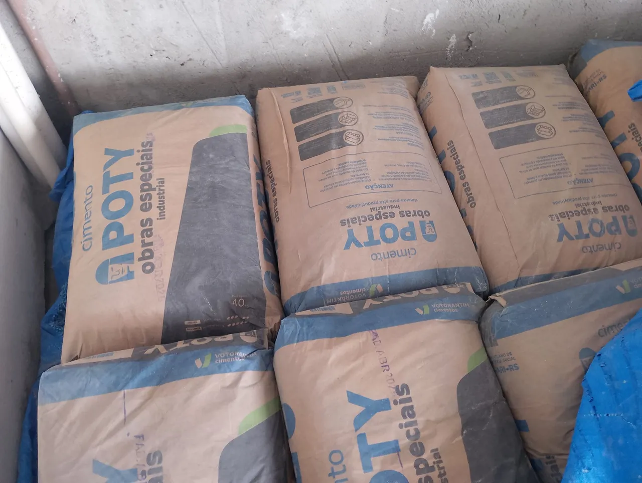 "cimento queimado" no Brasil