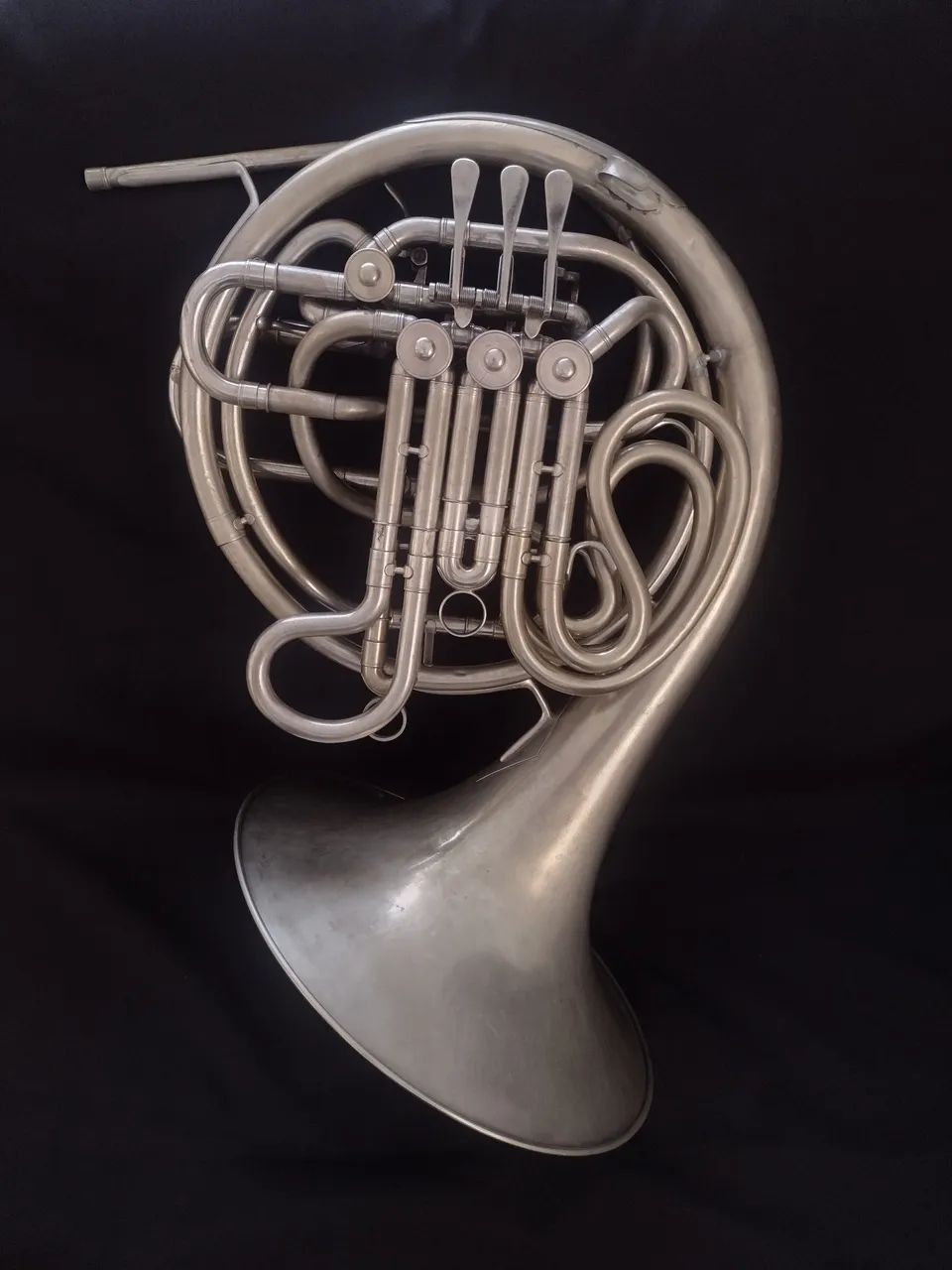 "instrumento trompa" - Instrumentos musicais no Brasil