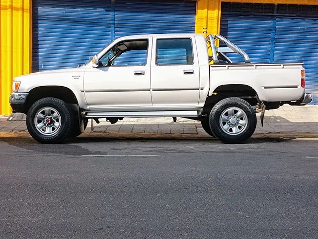 TOYOTA HILUX 2000 Usados e Novos