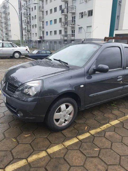 RENAULT CLIO 2004 Usados e Novos