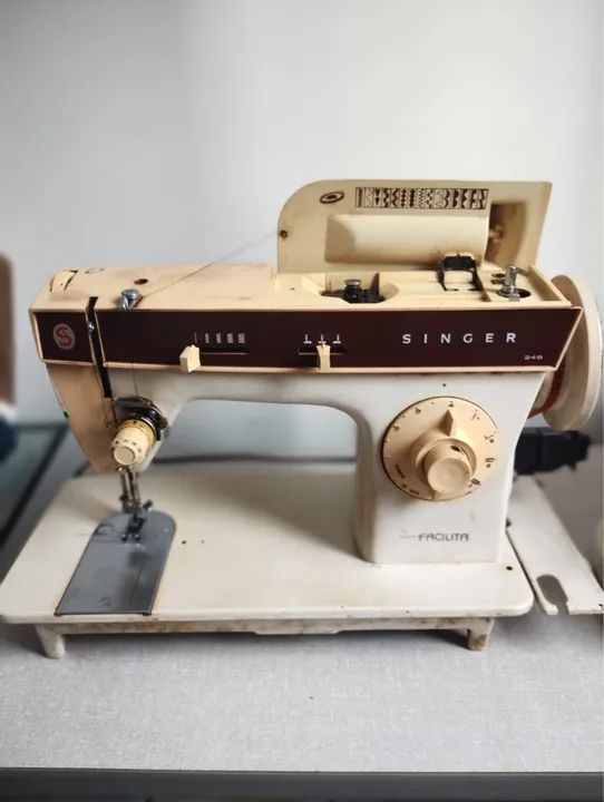 Máquina de Costura Singer Facilita 240 - Equipamentos Para Comércio ...