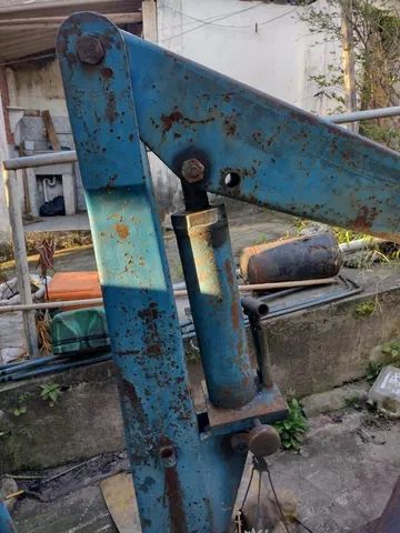 "girafa motor" no Brasil