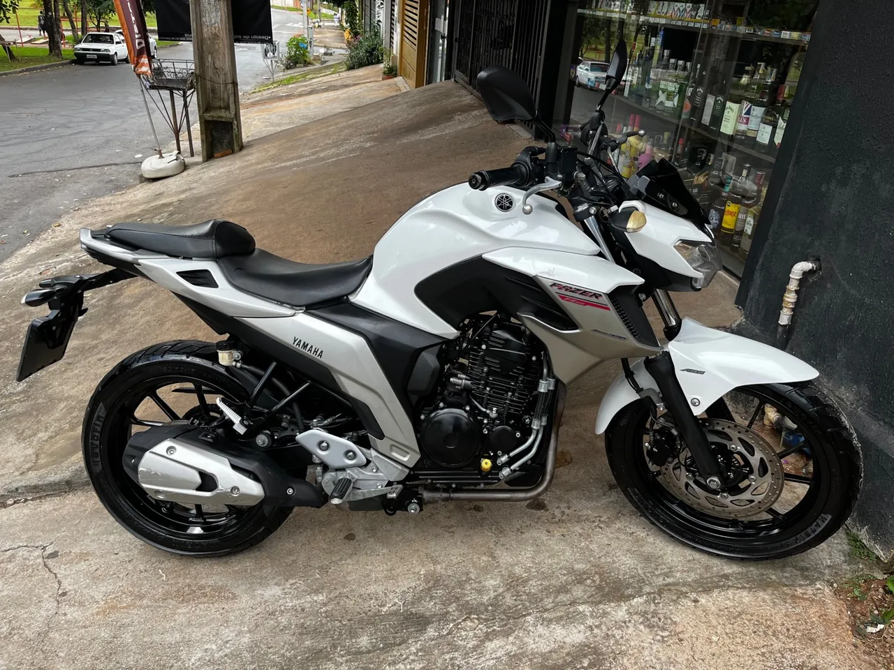 Motos YAMAHA FZ25 2018 no Brasil