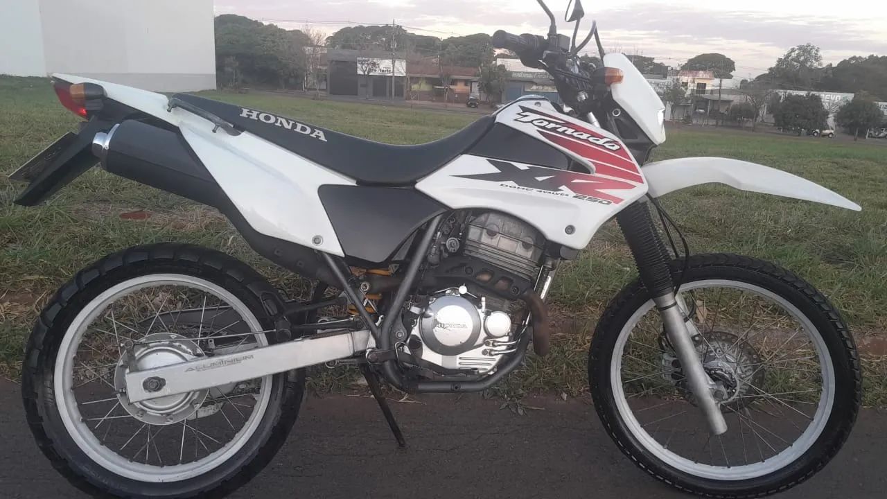 HONDA 250 TORNADO 2002 - 1386017893 | OLX