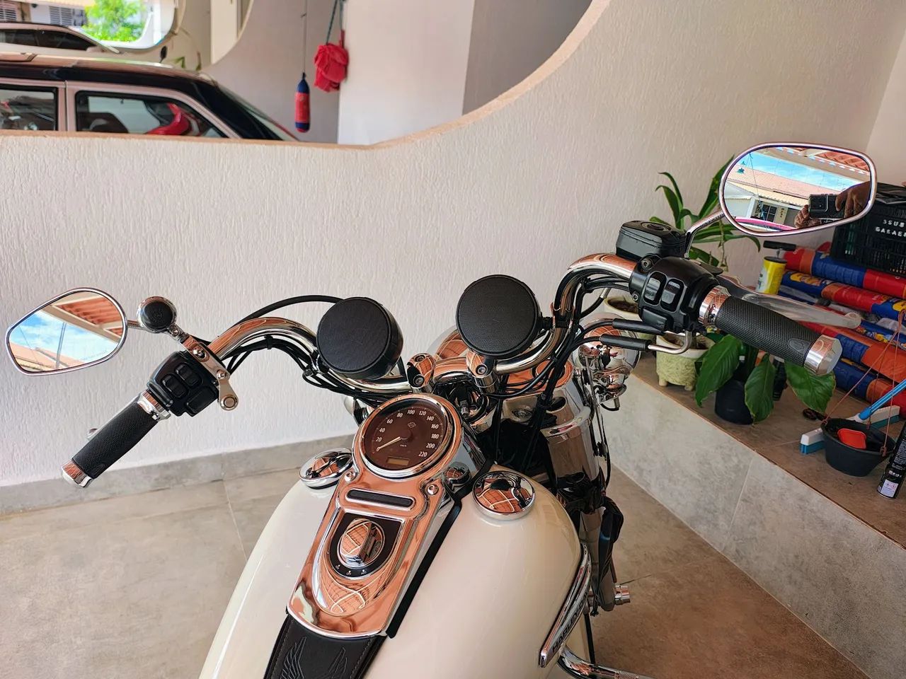 Harley-Davidson FLD 2014 - 1466191515 | OLX