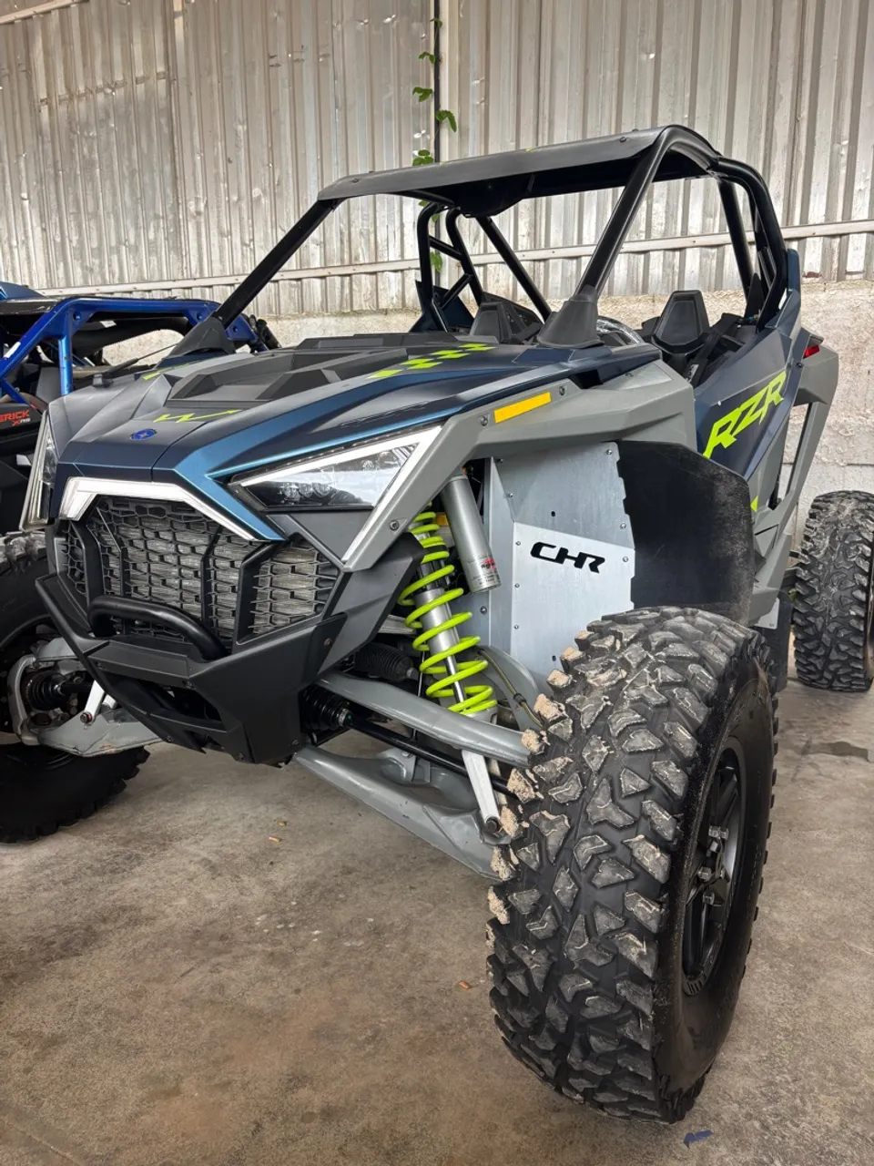 Motos POLARIS RZR no Brasil