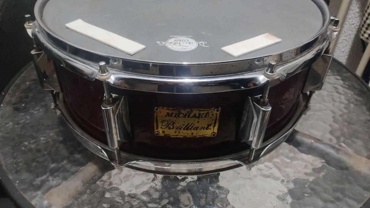 Caixa 14 polegadas Michael Brilliant laqueada - Instrumentos musicais - Parque Rio Branco ...