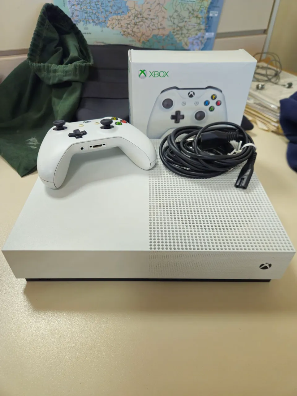 "xbox one s all digital" - Consoles de Vídeo Game no Brasil