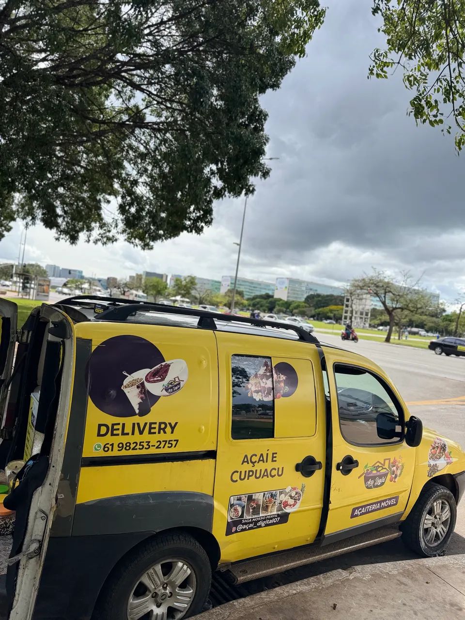 Doblo foodtrucker pronta para vender - Trailers e carrinhos comerciais ...