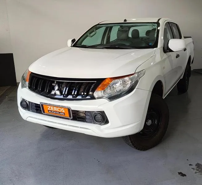 MITSUBISHI L200 TRITON SPORT GL 2.4 DIESEL Usados e Novos