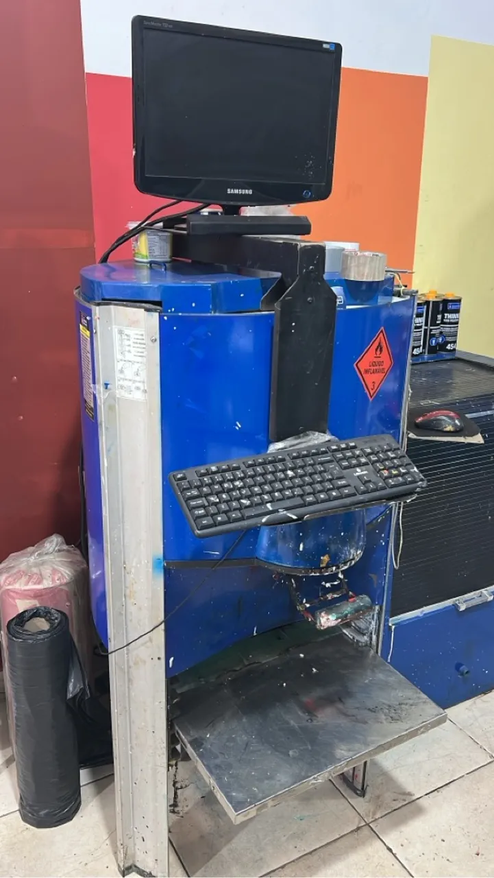 "maquina tintometrica" no Brasil