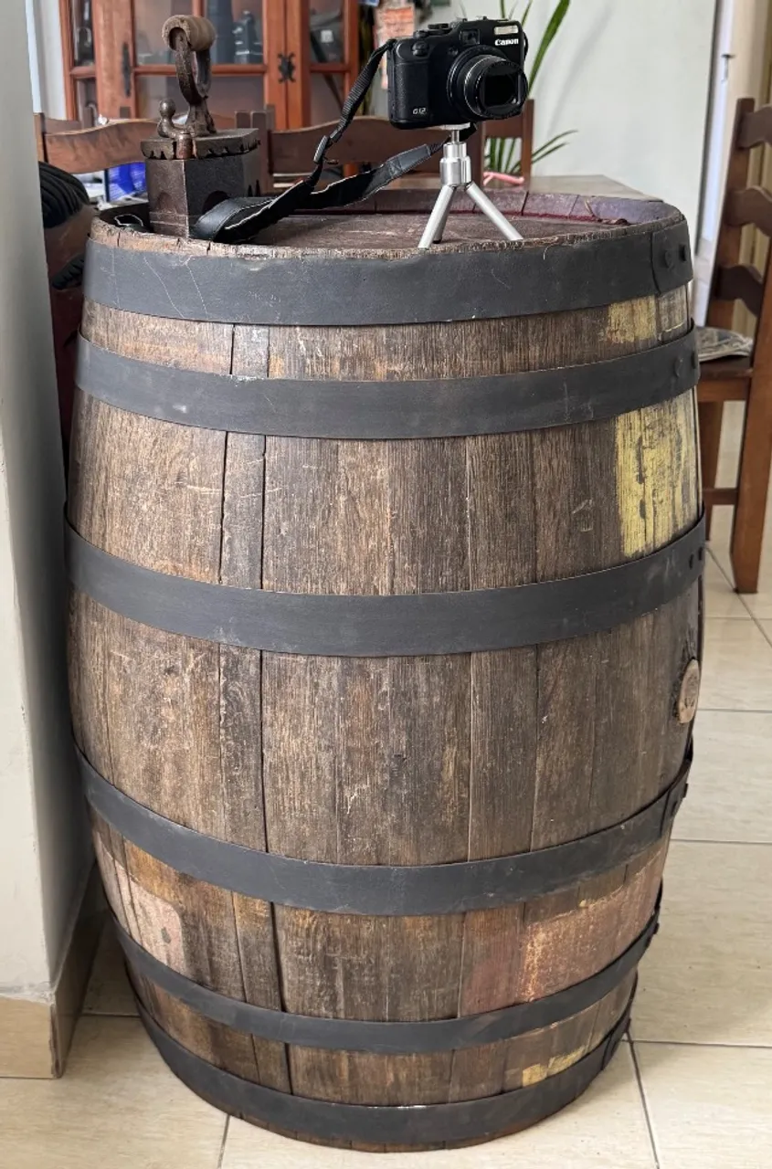 "barril de 200 litros" no Brasil