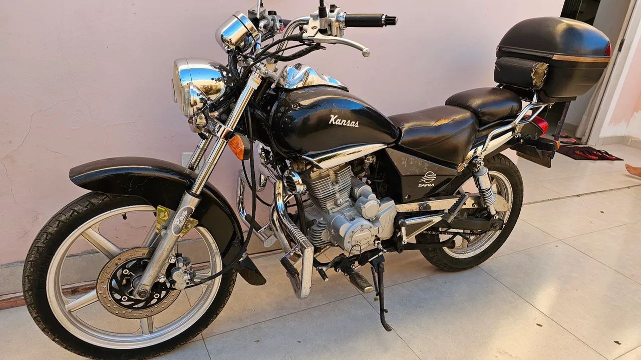 Motos DAFRA KANSAS no Brasil