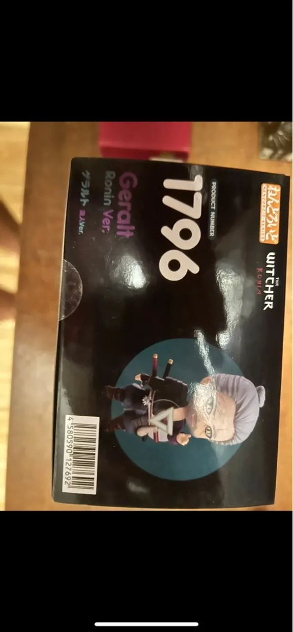 Figura Geralt de Rivia Ronin Ver. - The Witcher - Hobbies e coleções ...