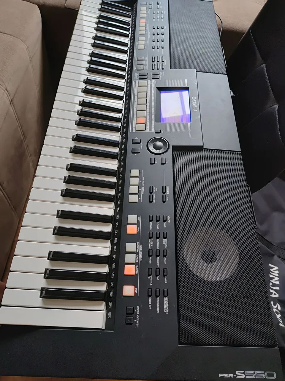 Teclado Yamaha PSR-S550 - Instrumentos musicais - Jardim Malta ...