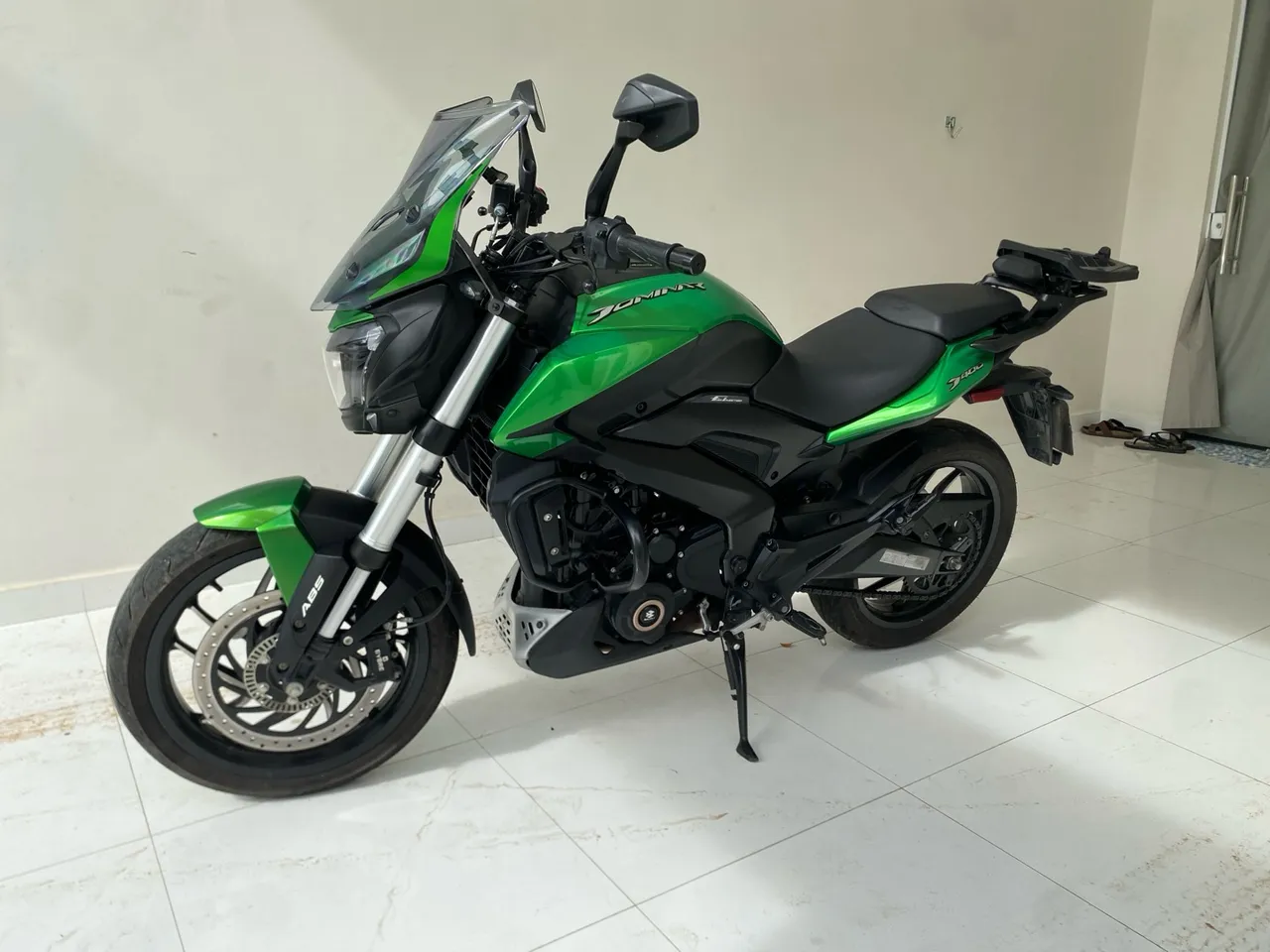 Motos BAJAJ DOMINAR no Brasil
