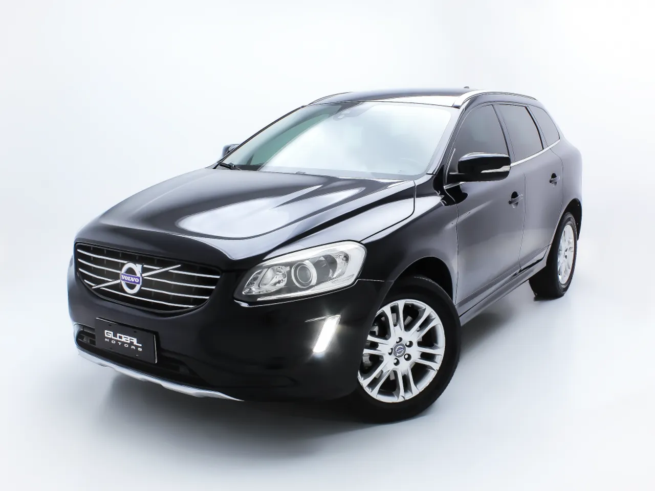 Volvo XC-60 XC 60 T-5 DYNAMIC 2.0 FWD TURBO GASOLINA 4P AUT Usados e Novos