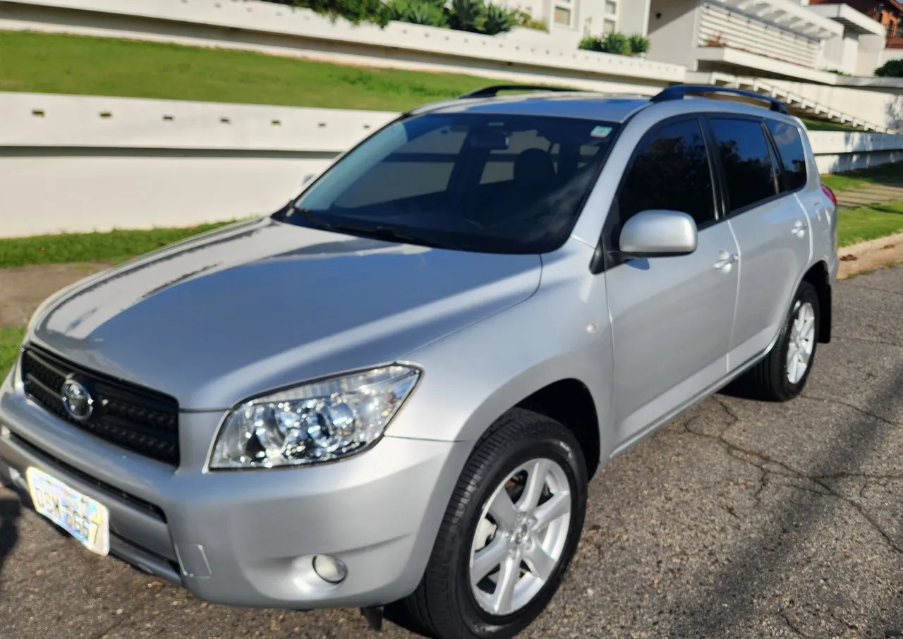 TOYOTA RAV4 Usados e Novos