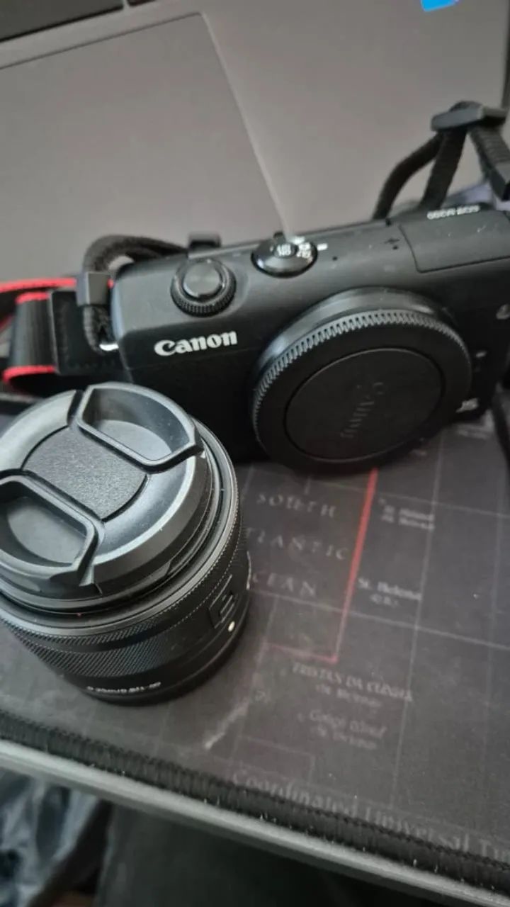 Canon EOS m200 + Rebel T7 - Câmeras e Filmadoras - Pechincha, Rio de ...