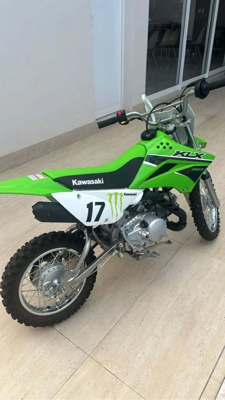 Motos KAWASAKI KLX no Brasil