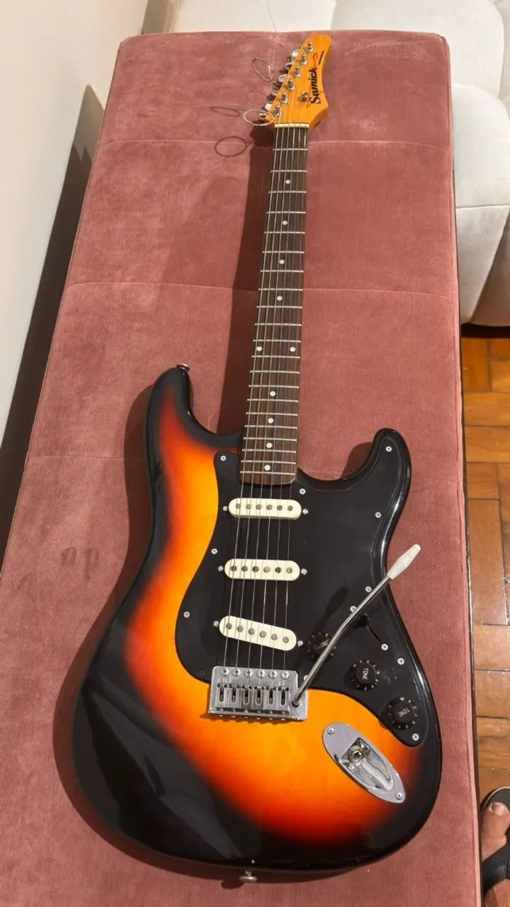 Guitarra Samick Sunburst Indonésia - Instrumentos musicais - Jardim ...