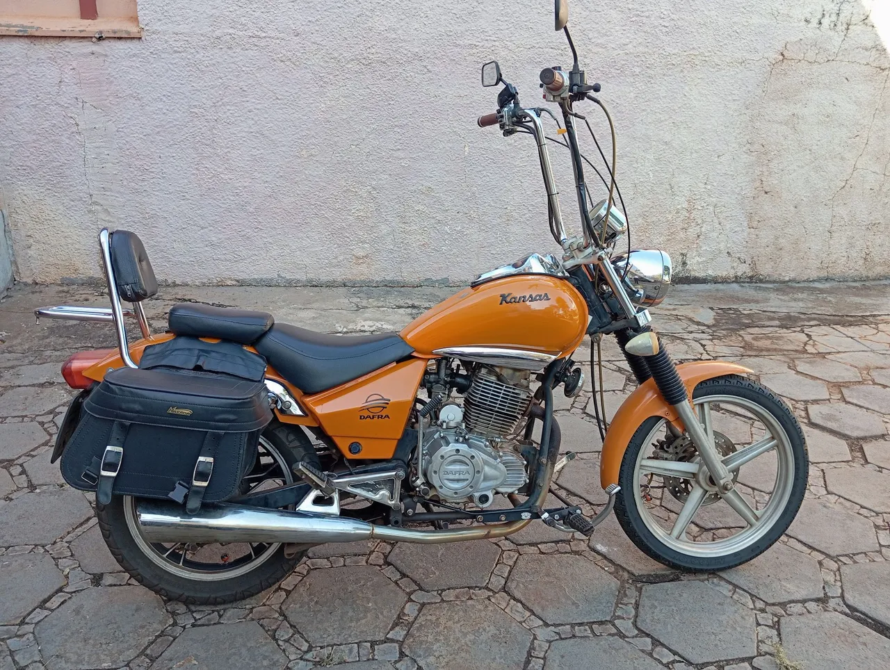 Motos DAFRA KANSAS no Brasil