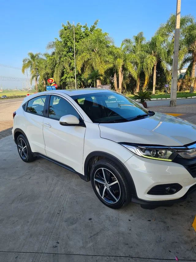 Carros SUVs Usados e Novos à venda