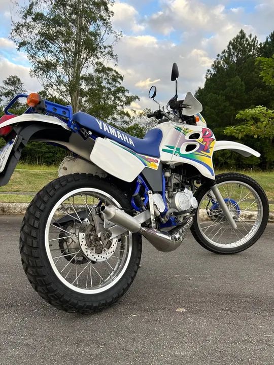 Motos YAMAHA DT no Brasil