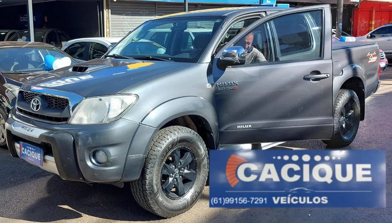 TOYOTA HILUX 2010 Usados e Novos