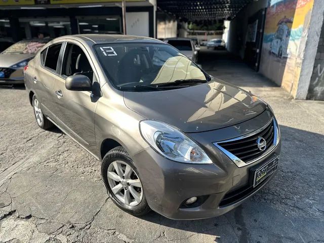 NISSAN VERSA 2013 Usados e Novos