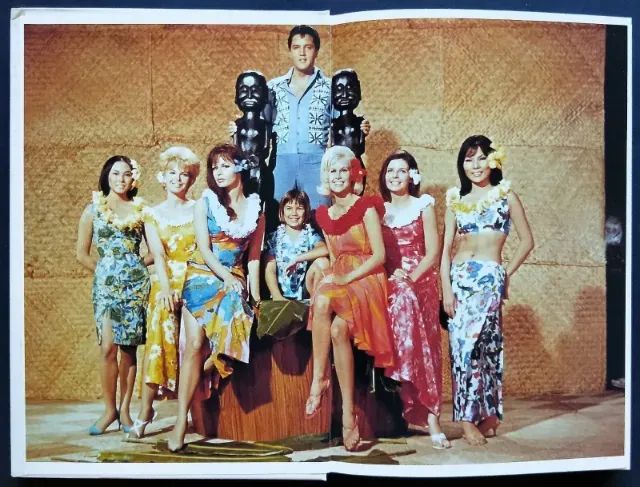 Livro de Capa Dura Paradise Suzanna Style (2000) Suzanna Leigh Elvis Presley - Livros e revistas ...