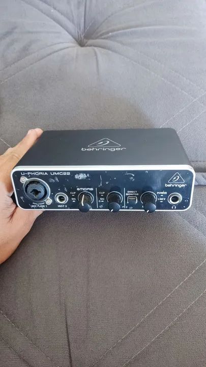 "behringer umc 22" no Brasil